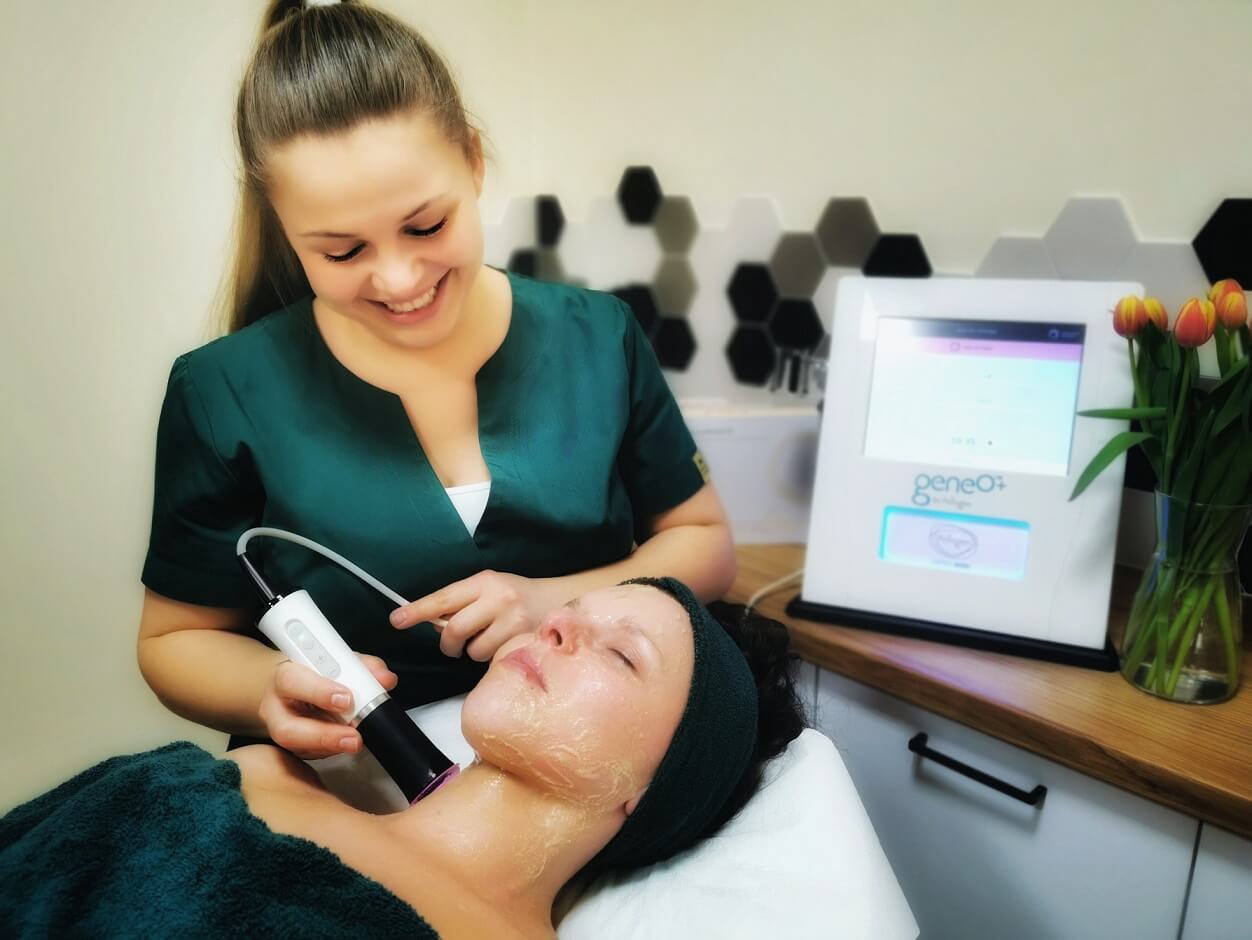 Geneo - odmłodzenie, odświeżenie i poprawa jędrności skóry